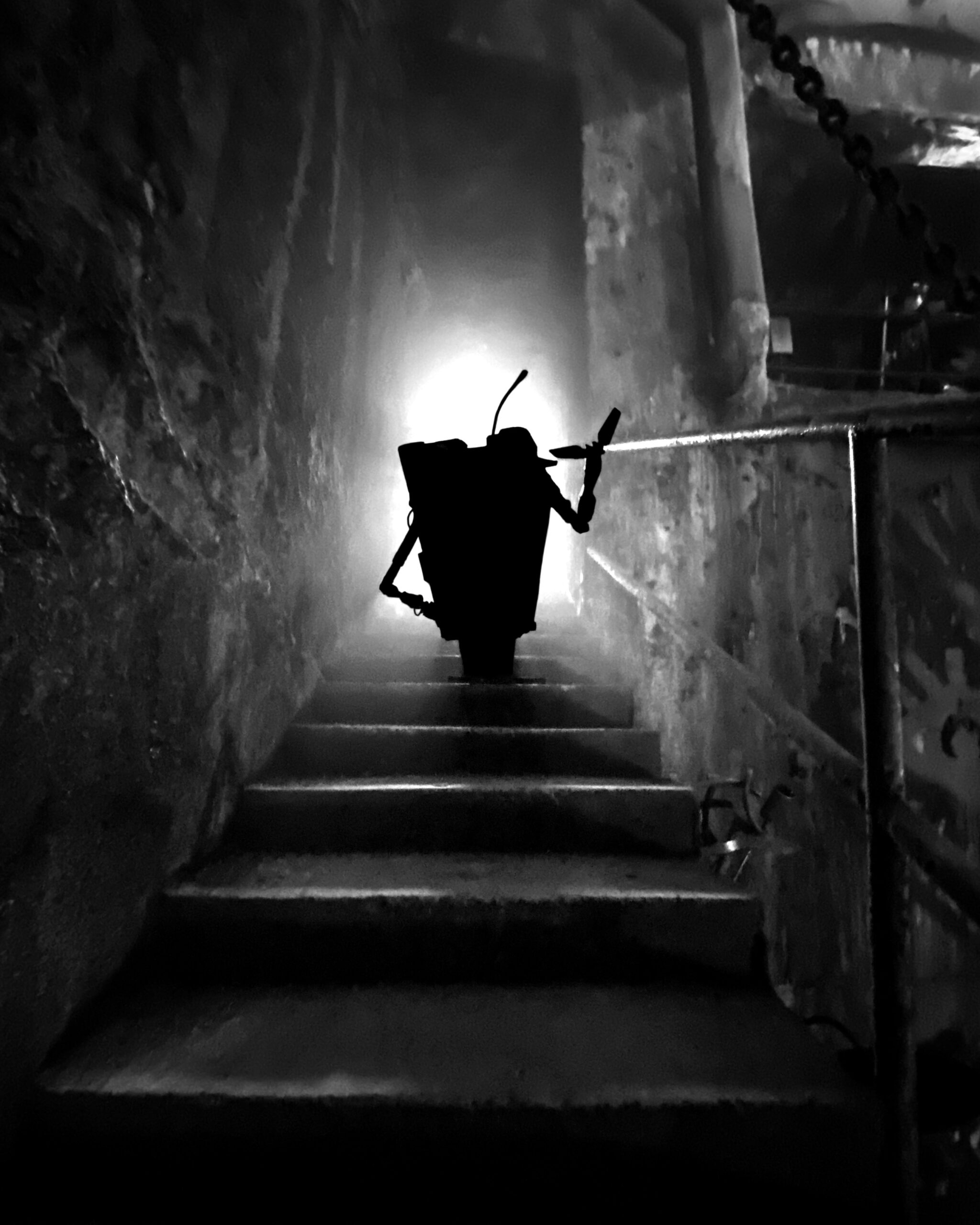 The Borderlands Movie Teaser Images Leave a Lot to the Imagination ...