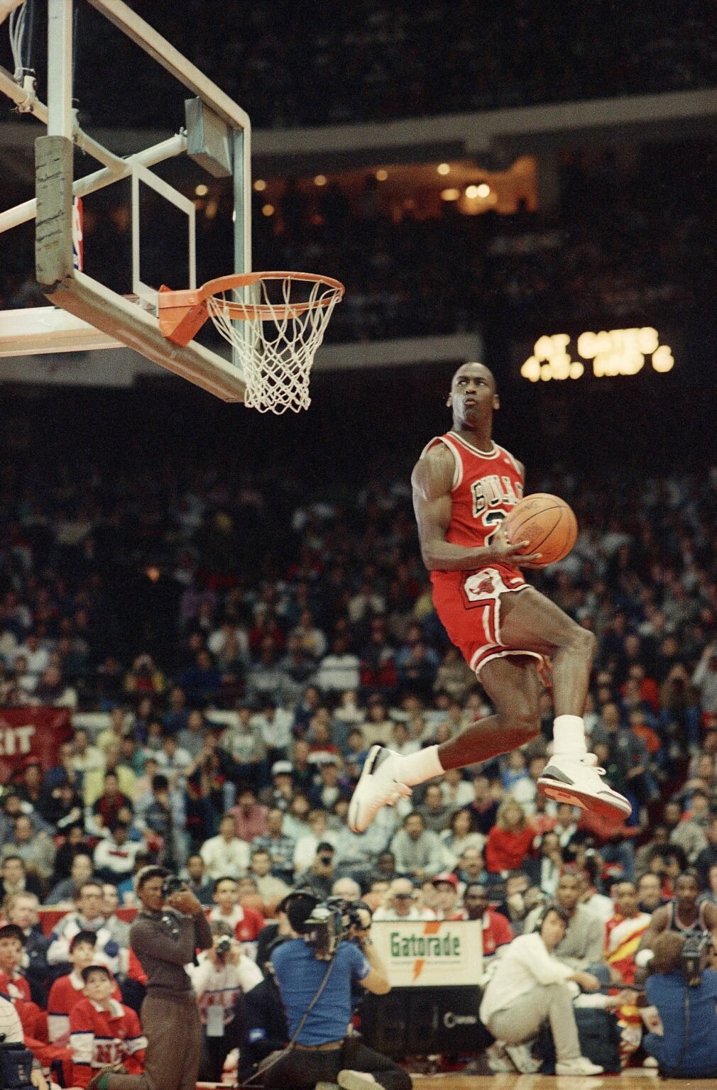 The Best Performances from the NBA Slam Dunk Contest