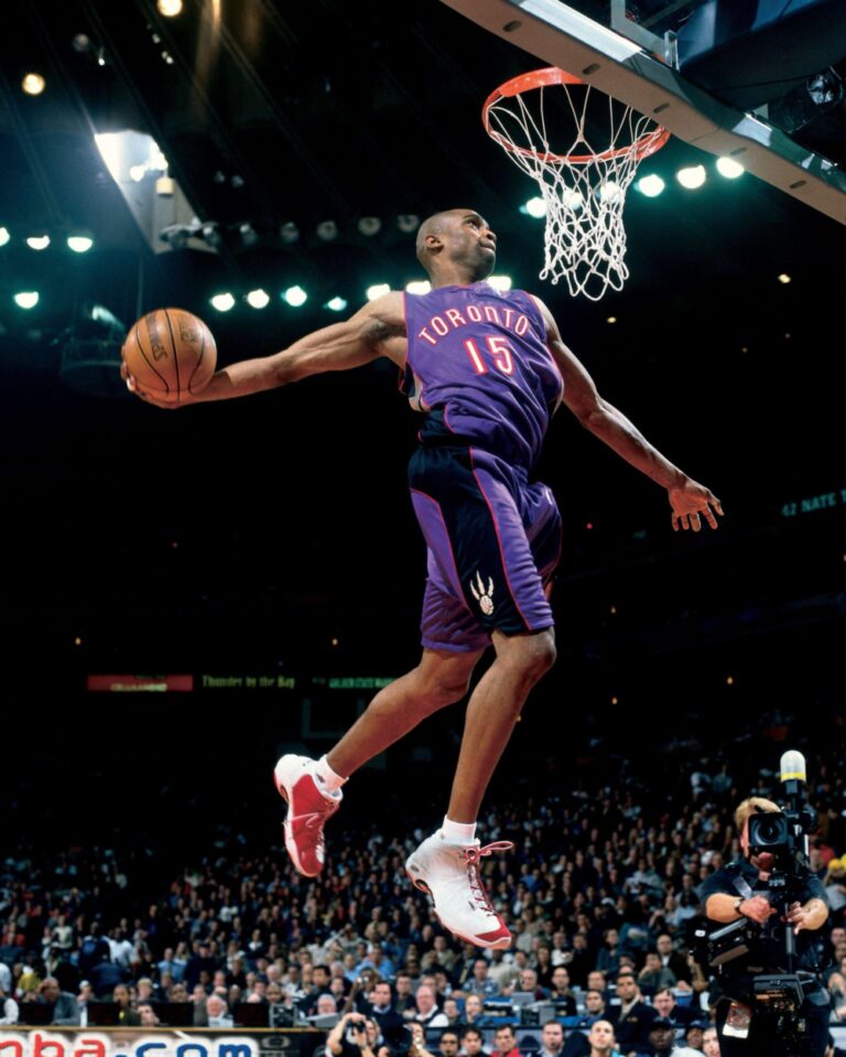 The Best Performances from the NBA Slam Dunk Contest
